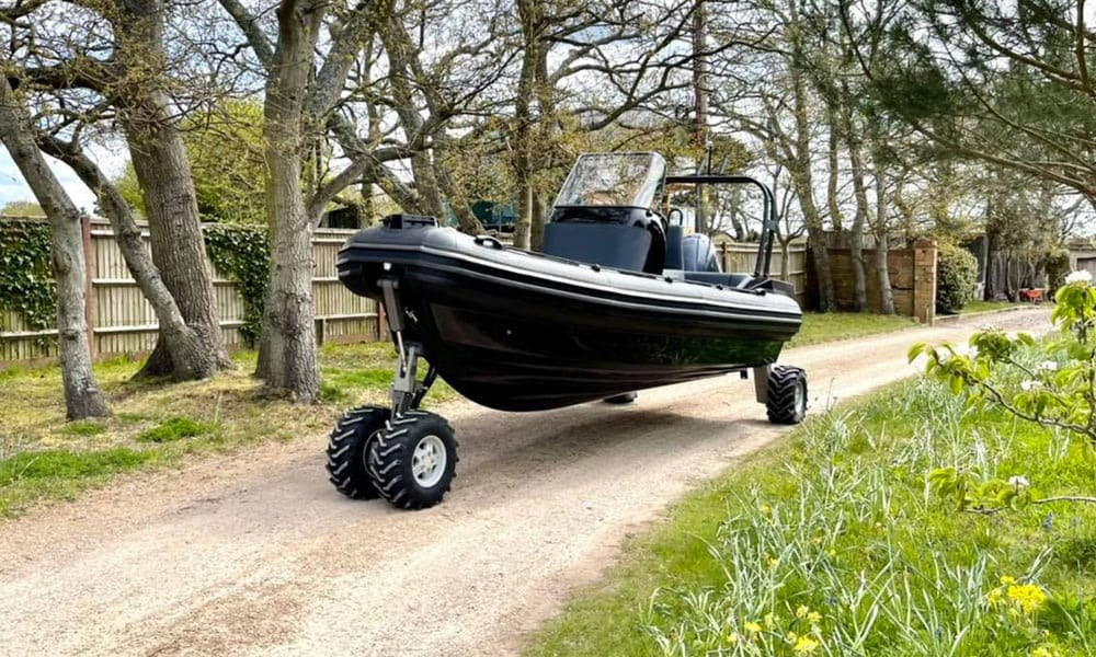 Amphibious Boats | Four-wheel Drive Amphibious Craft | AMP
